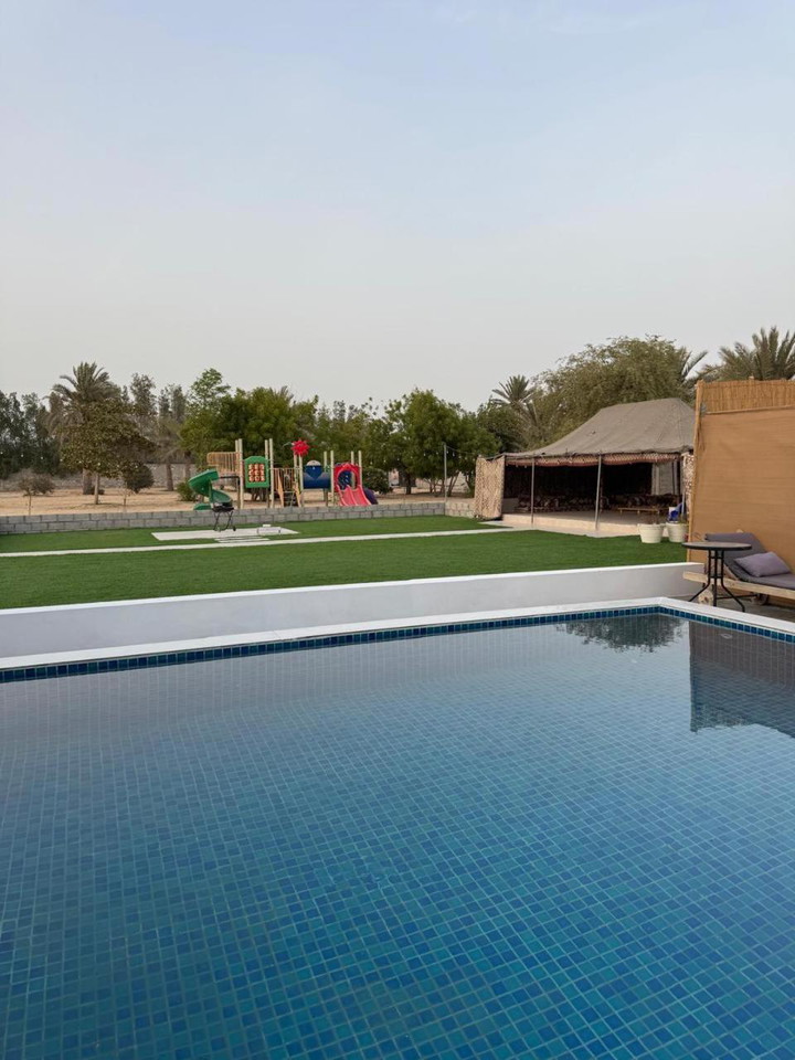 Luxury Farmhouse Near Yas Island With Swimming Pool, Bbq Area & Majlis - Abu Dabi