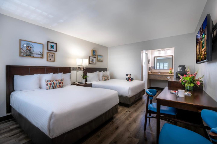 Alpine Inn Near Convention Center And The Park - Irvine, CA