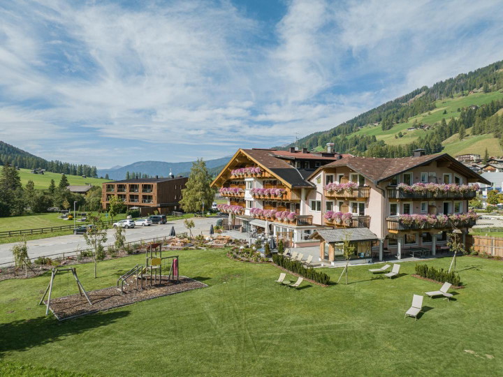 Hotel Waldheim - San Candido