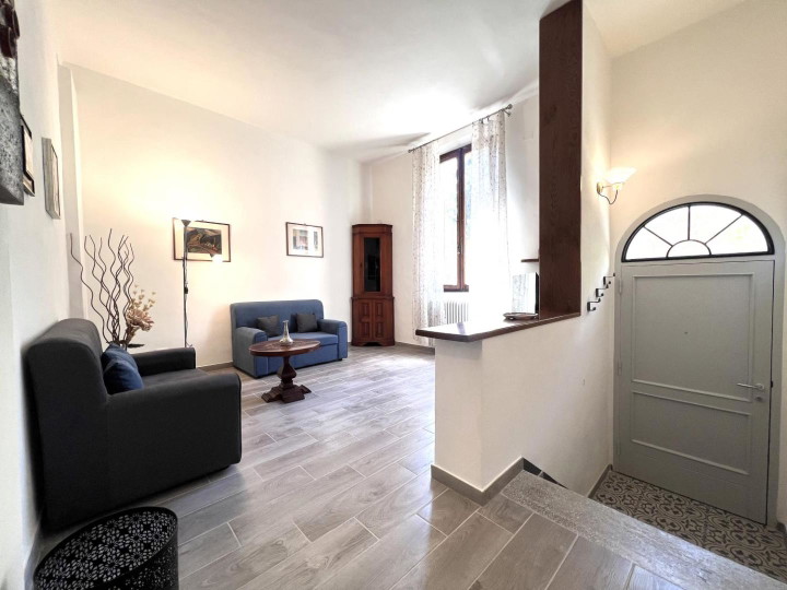 Ortensia-central Apartment With Terrace - Siena