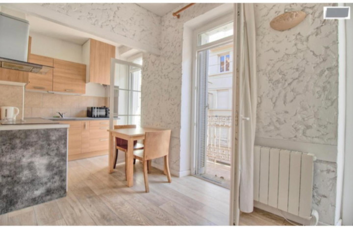Studio éQuipé-climatisé Avec Balcon Au Mourillon à 20m De La Plage - La Garde