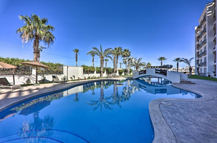 Walk To Beach: Modern Cabo Condo W/ Balcony! - Cabo San Lucas