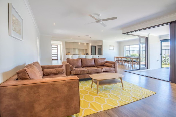 Bright Spacious Noosa Family Home - Noosa Heads