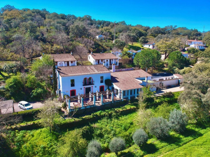 Finca Valbono Apartamentos Rurales Y Hotel - Aracena
