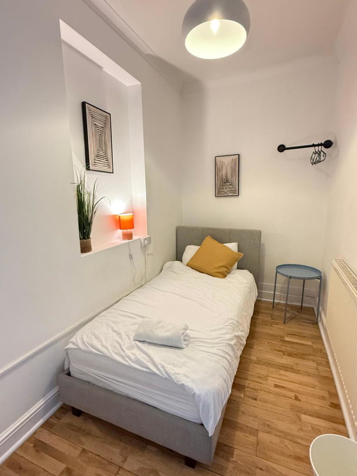Tl5 - Small Cozy Room In Flat Share Zone 2 - Few Mins Walk To Stepney Green Stn - Greenwich