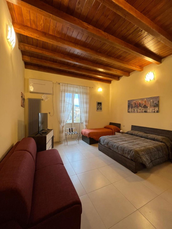 In Centro Rooms And Apartments - Lazio