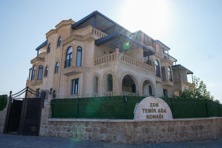 Zor Temir Ağa Konağı - Midyat