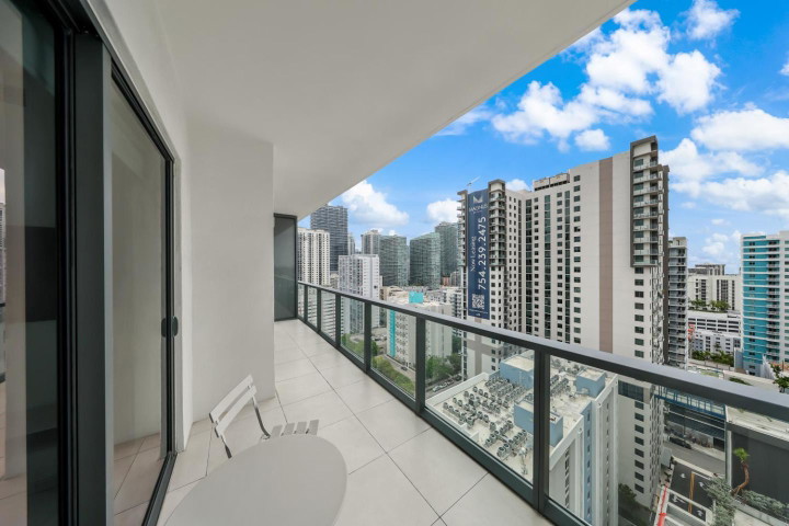 Modern Brickell Escape With High-rise View Pool & Gym - South Beach, FL