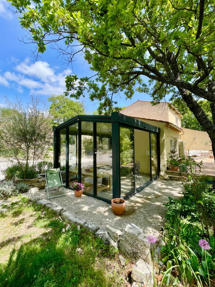 L'évidence En Provence - Banon