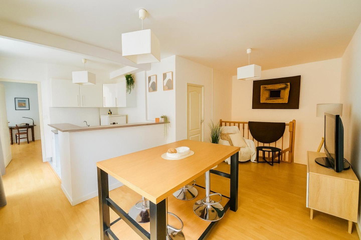 Coeur De Ville - Spacieux 2 Chambres - Angoulême
