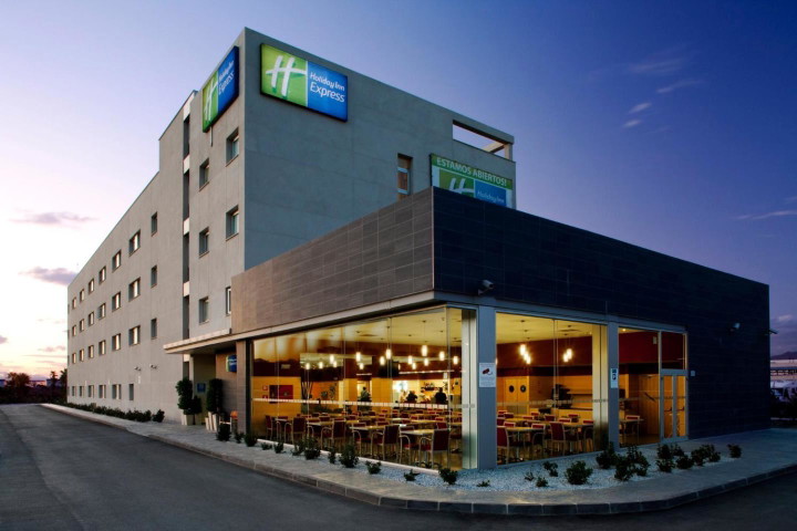 Holiday Inn Express Málaga Airport By Ihg - Torremolinos