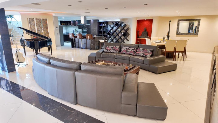 Luxurious House In Guadalajara Near Estadio Akron, Expo Gdl - Guadalajara