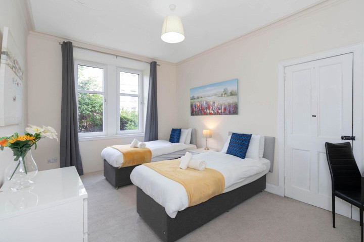 Spacious Edinburgh Home - Free Parking - Wi-fi - Near City Centre - Edimburgo