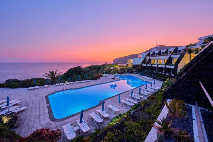 Caloura Hotel Resort - Portugal