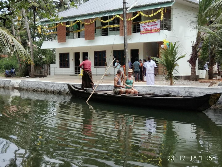 Royal Munroe Palace Home Stay - Kollam