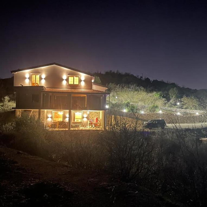 Qyteza Guest House & Camping - Albania