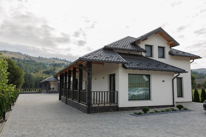 Bucovina Harmony - Mănăstirea Humorului
