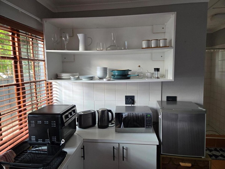 Central & Cozy Vincent Bachelor - East London