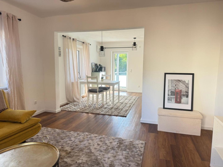 Liya 06-2 Zimmer Mit Balkon - Straubing