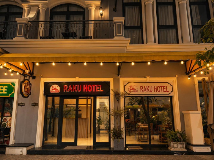 Raku Hotel & Coffee Grand World Phú Quốc - Phú Quốc