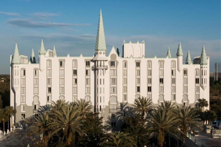 Castle Hotel, Autograph Collection - Kissimmee