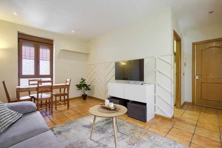 Casona 44 - Apartamento Para 2 Con Wifi, Ac Y Patio Exterior - Alcala de Henares