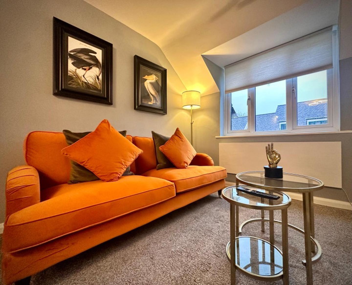 High Rise Apartment - Windermere