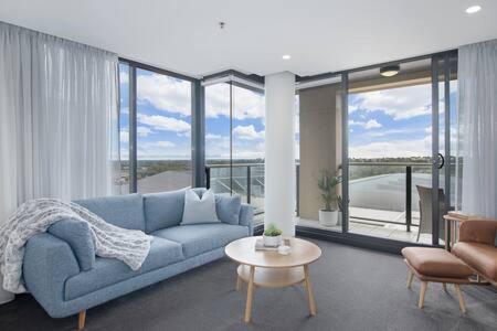 North Horizon City View Apartment - Stirling, SA, Australia