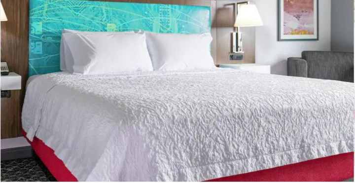 Hampton Inn Mcminnville, Tn - McMinnville, TN