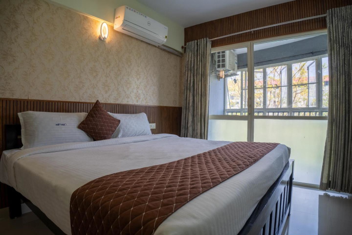 Hotel Clara -Cochin Airport - Kochi, India