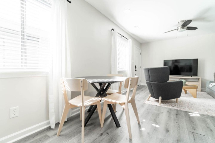 The Vibe On Durham Iii 8780 - Durham, NC