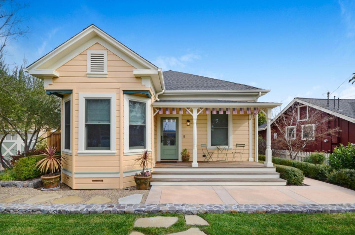 Gorgeous Property Within The Heart Of Sonoma - Sonoma, CA