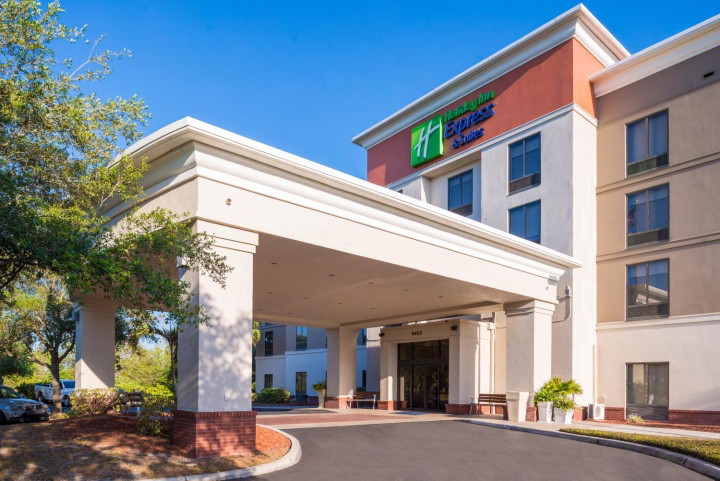 Holiday Inn Express Hotel & Suites Tampa-anderson Road-veterans Exp By Ihg - Tampa Bay, FL