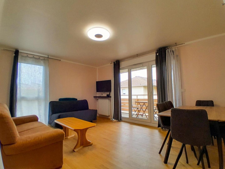 Calme & Spacieux, Rer A 3 Min, Parking, 2 Salles D'eau - Conflans-Sainte-Honorine