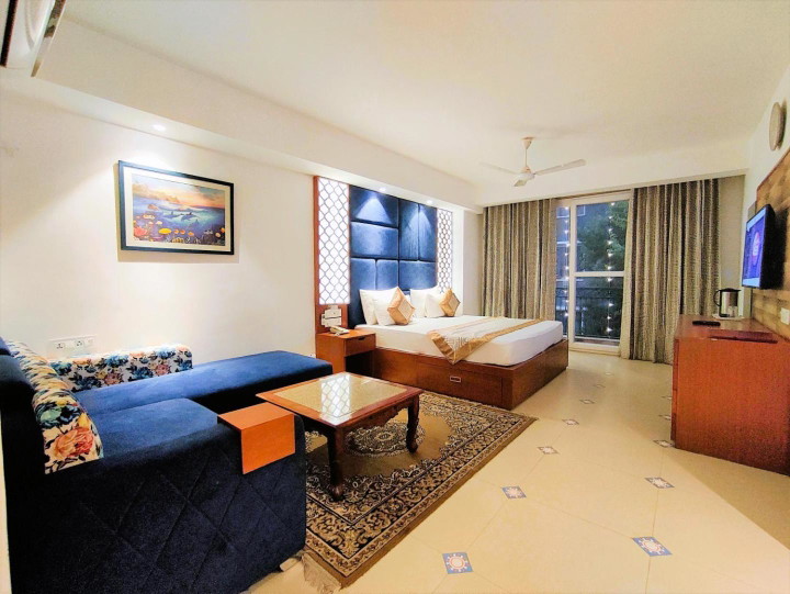 The Angel Hotel & Suites Near Medanta - Gurugram