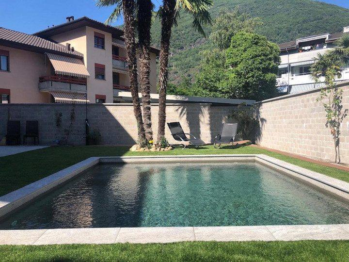 Elegant Apartment With Pool And Parking - Suisse