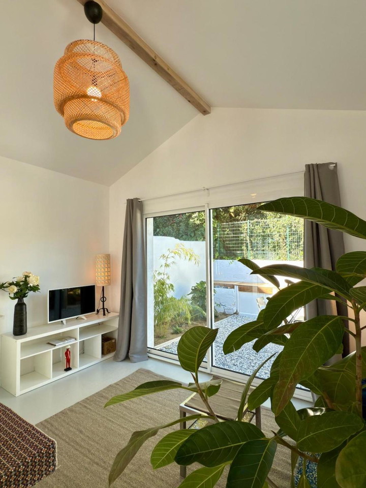 Grand Studio Mitoyen, Calme Et Indépendant - Forêt Et Plages à Anglet - 巴約訥