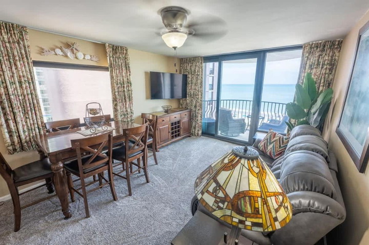 Direct Oceanfront Views 1br Palms Nice Pools! - Myrtle Beach, SC