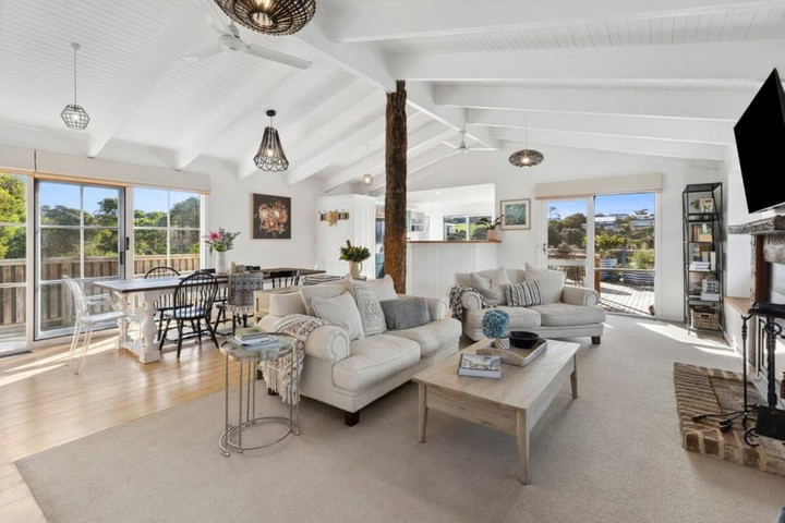 Oceanside Haven Opposite The Surf Beach - Point Lonsdale