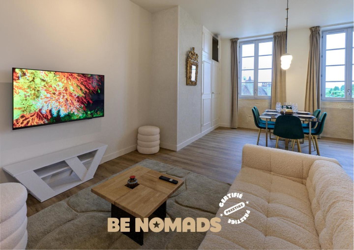 Appartement Saint-cyr - Les Suites Du Palais, Parking Privé, Vue Cathédrale, 3 Chambres - Nevers
