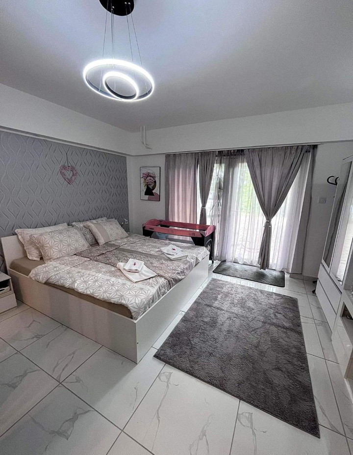 Cseppecske Apartman - 佩奇