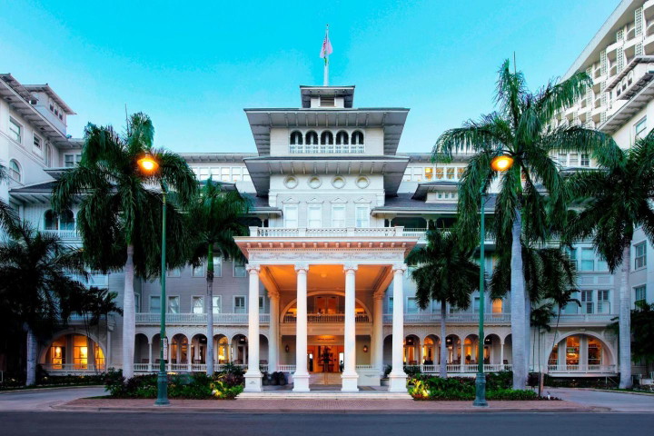 Moana Surfrider, A Westin Resort & Spa, Waikiki Beach - Honolulu, HI
