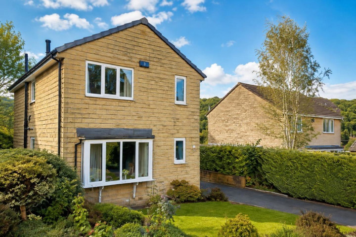 Stylish 4 Bedroom Home With Pool Table Ps4 And Parking - Halifax, Royaume-Uni