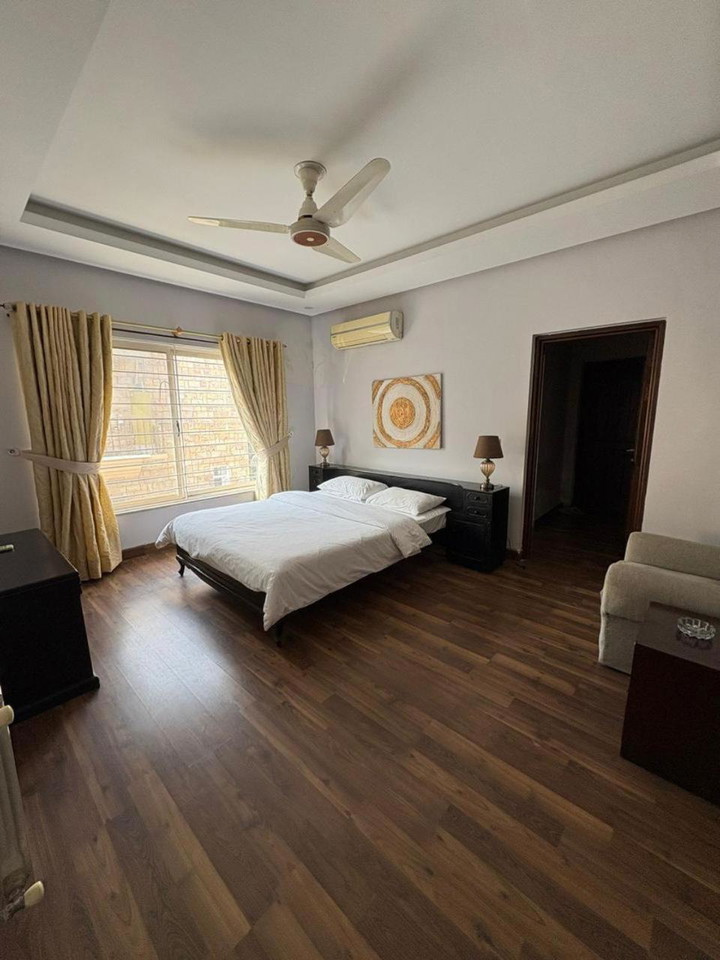 Serene Apartments 2 Bhk Families - Pakistan
