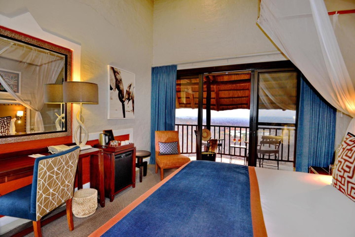 Victoria Falls Safari Club - Victoria Falls