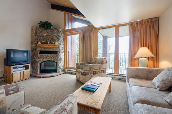 W3323 - The West Condominiums - Steamboat Springs, CO