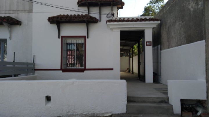 Casa Céntrica A Metros Del Puerto Y De La Terminal - Colonia del Sacramento
