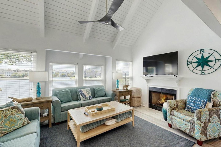 Lakefront Retreat At Litchfield By The Sea - Pawleys Island, SC
