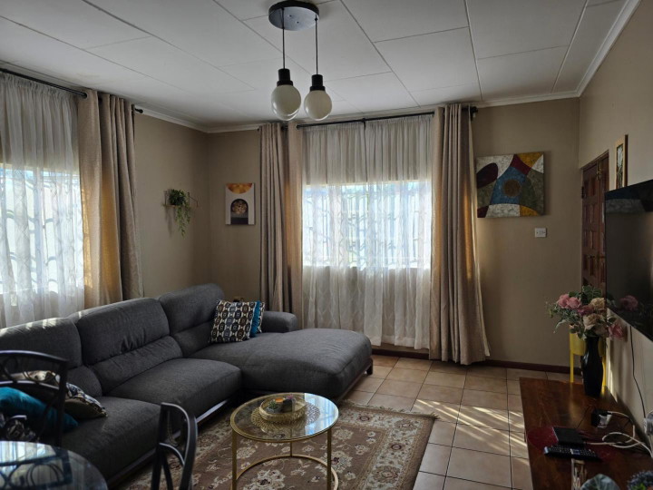Serene 3 Bedroom House In Olympia, Lusaka - Lusaka