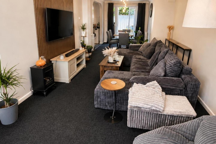 House Sleeps 4- Free Parking Garden Pet Friendly - Bournemouth